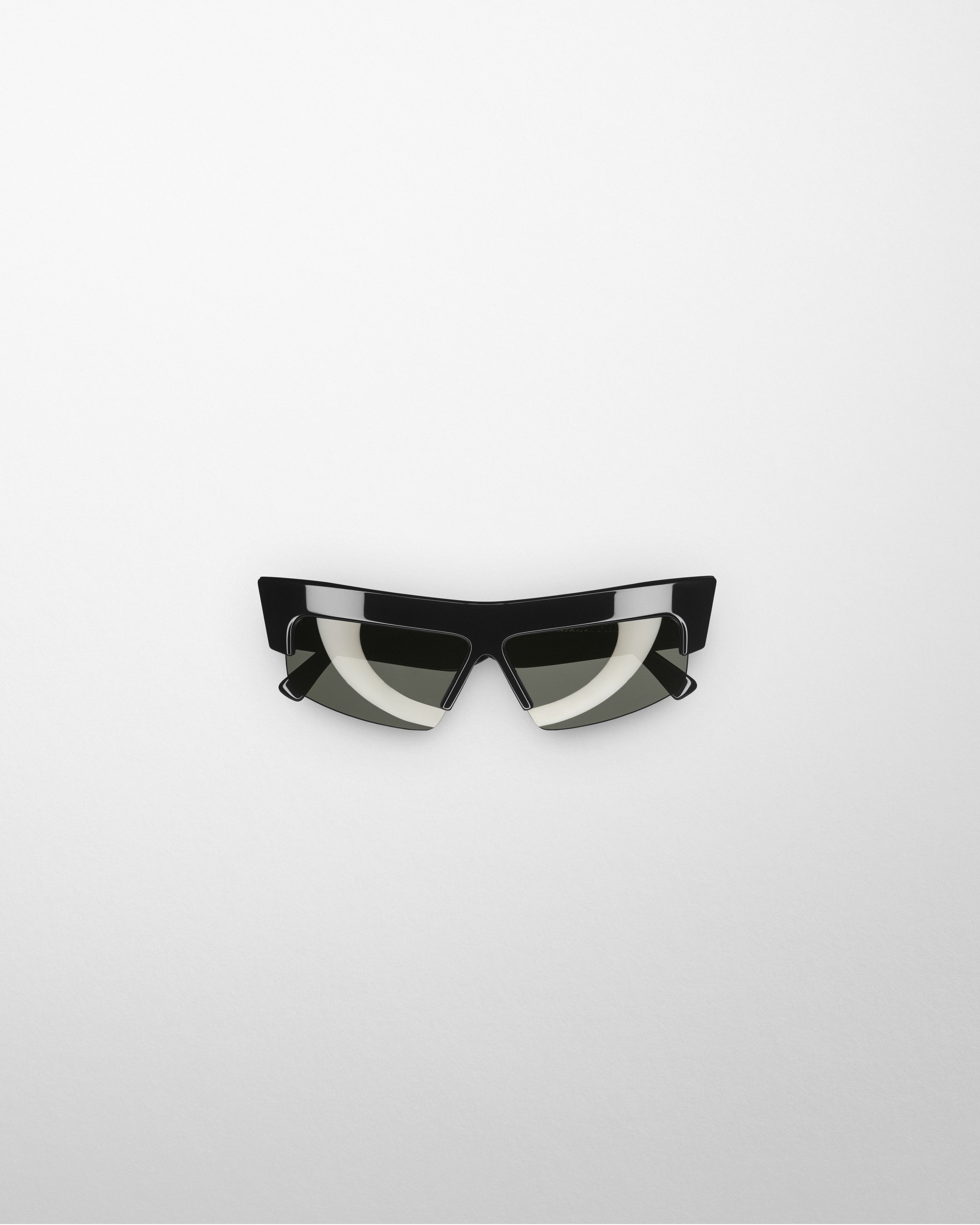PHOEBE PHILO | SLICED CRUISE | BLACK ACETATE